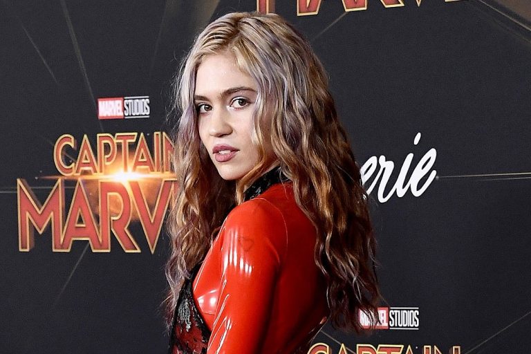 'She turned into an egg?': Elon Musk's Ex Grimes Shares First Pic of ...