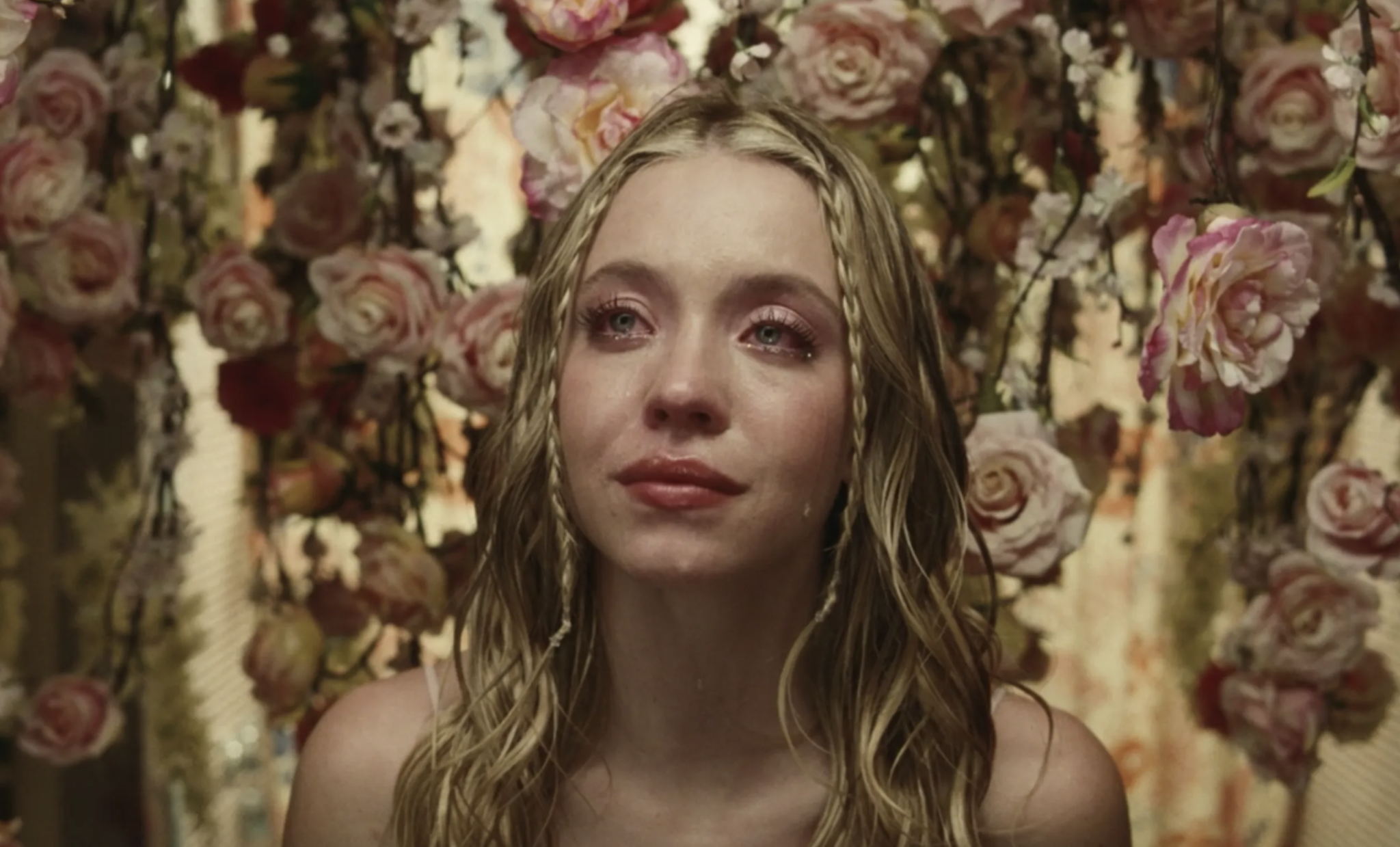 “It’s completely disgusting and unfair”: Sydney Sweeney Hates Fans For ...
