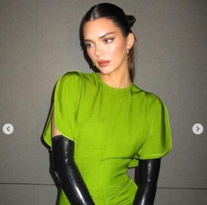 "My first two times were horrible": Lip Reader Exposes Kendall Jenner's ...