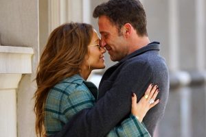 "Ben's a great tipper. Jennifer Lopez goes around...Takes back the tip ...