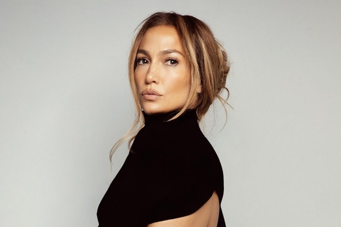 53 Year Old Jennifer Lopez Uses Jlo Beauty Products To Show Fans The