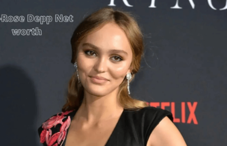 Johnny Depp’s Daughter Lily Rose Depp Publicly Kisses Rapper 070 Shake After Flings With ...